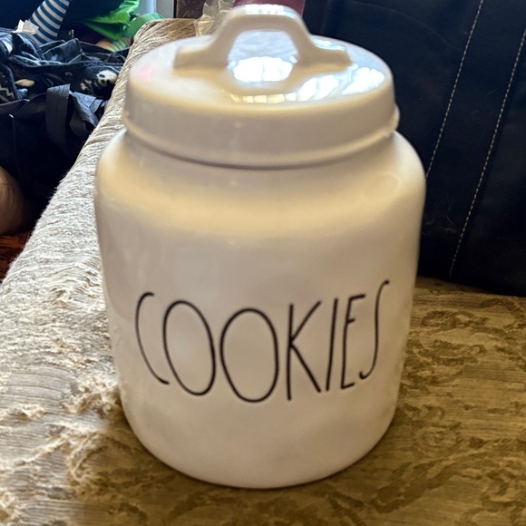 Rae Dunn | Kitchen | Rae Dunn Cream Cookies Cookie Jar | Poshmark